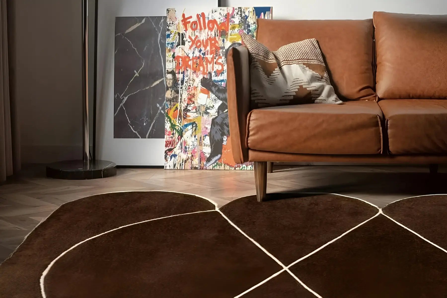 Irregular Rugs & Carpets: The Modern Trend Transforming Home Interiors ...